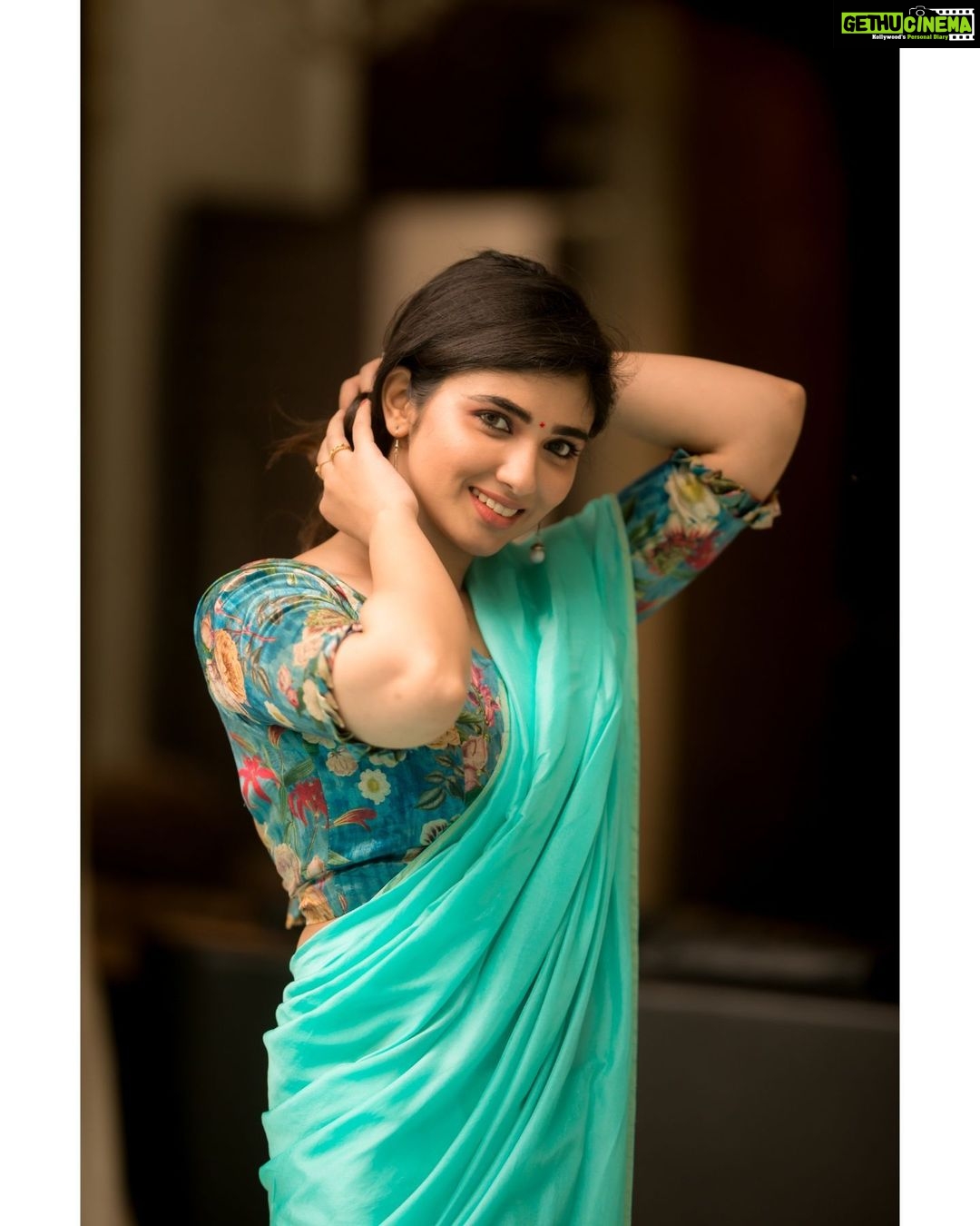 Actress Pragya Nagra HD Instagram Photos and Wallpapers October 2021 ...