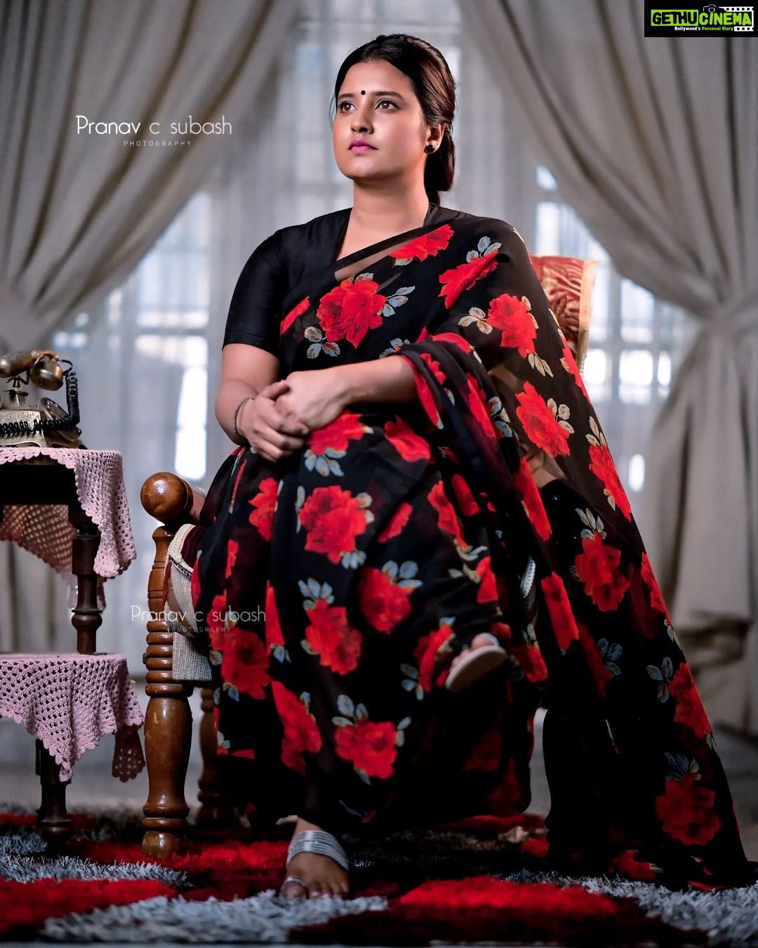 Actress Roshna Ann Roy HD Instagram Photos and Wallpapers February 2022 ...