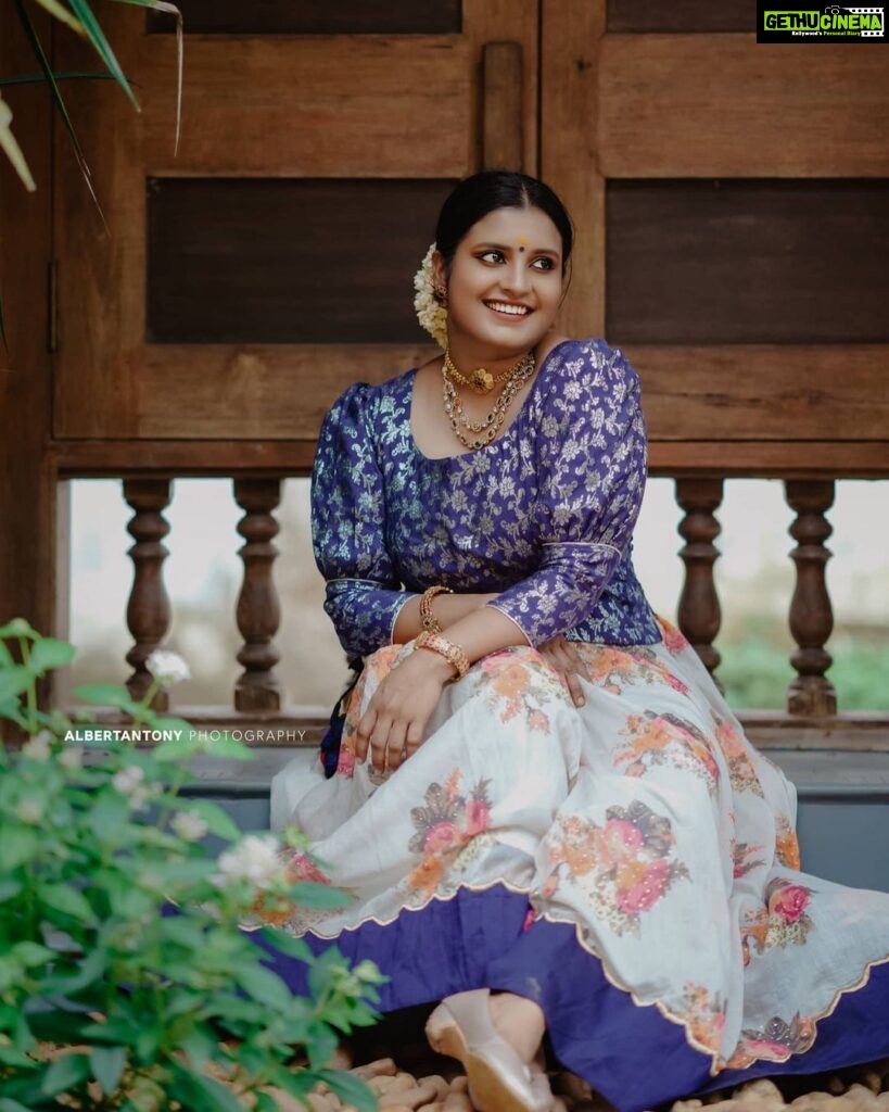 Actress Roshna Ann Roy HD Instagram Photos and Wallpapers August 2021 ...