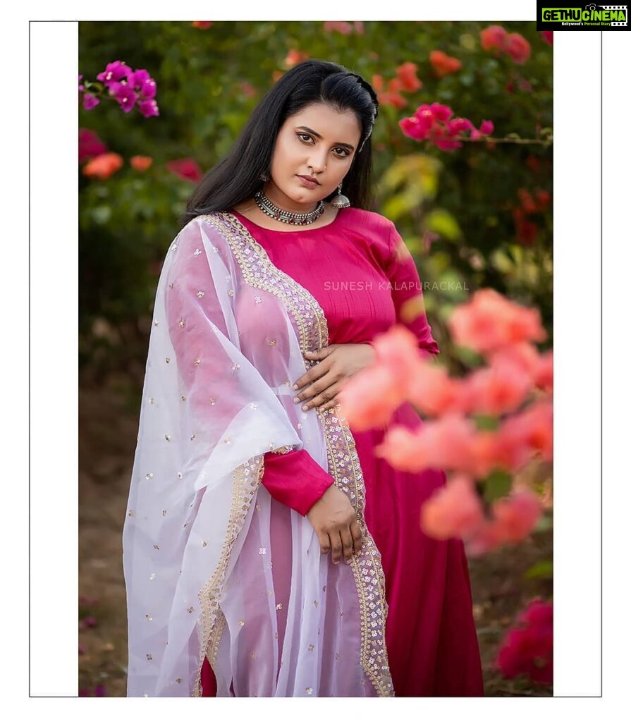 Actress Roshna Ann Roy HD Instagram Photos and Wallpapers June 2020 ...
