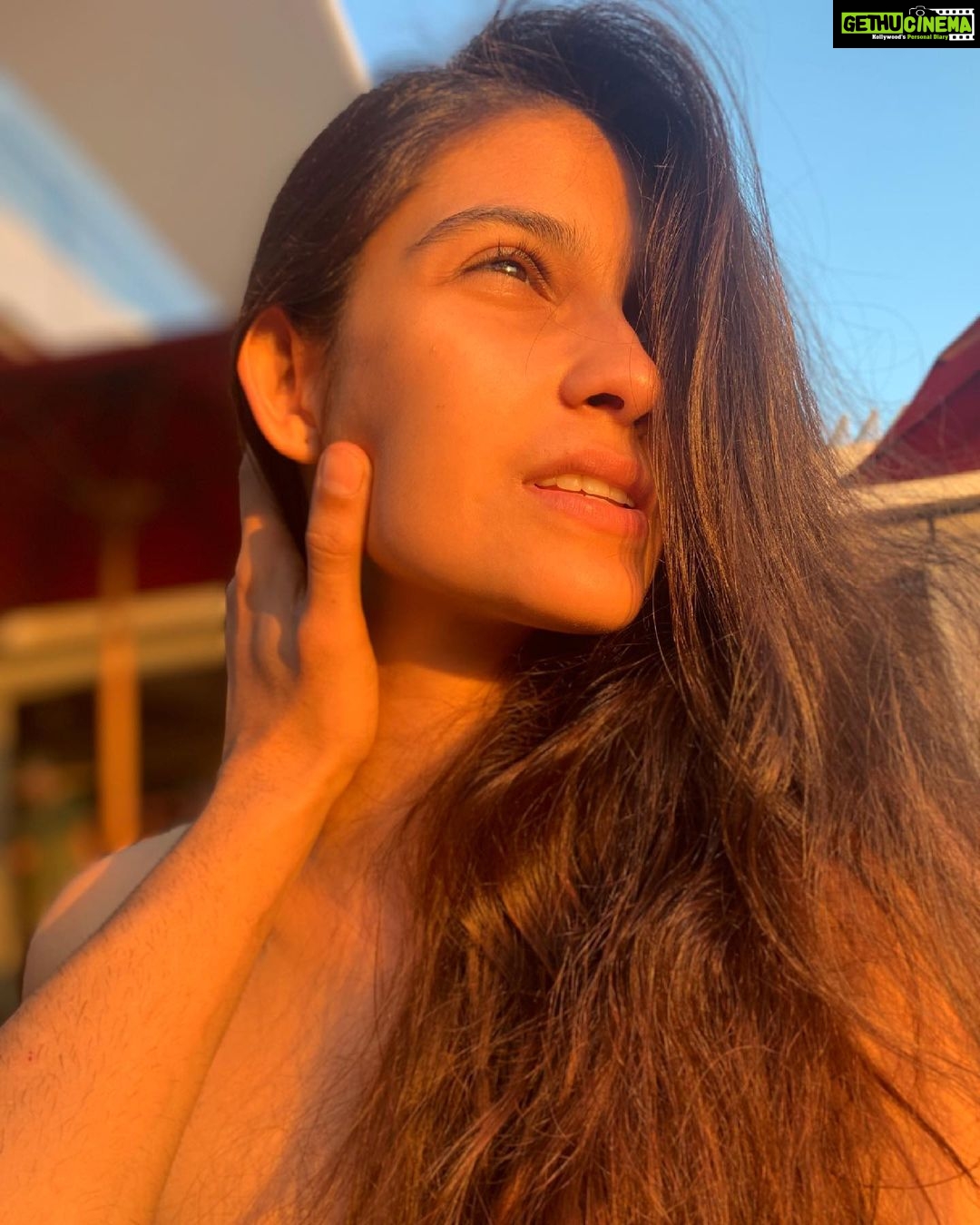 Samara Tijori Instagram – Throwin it back 2day KUDETA | Gethu Cinema