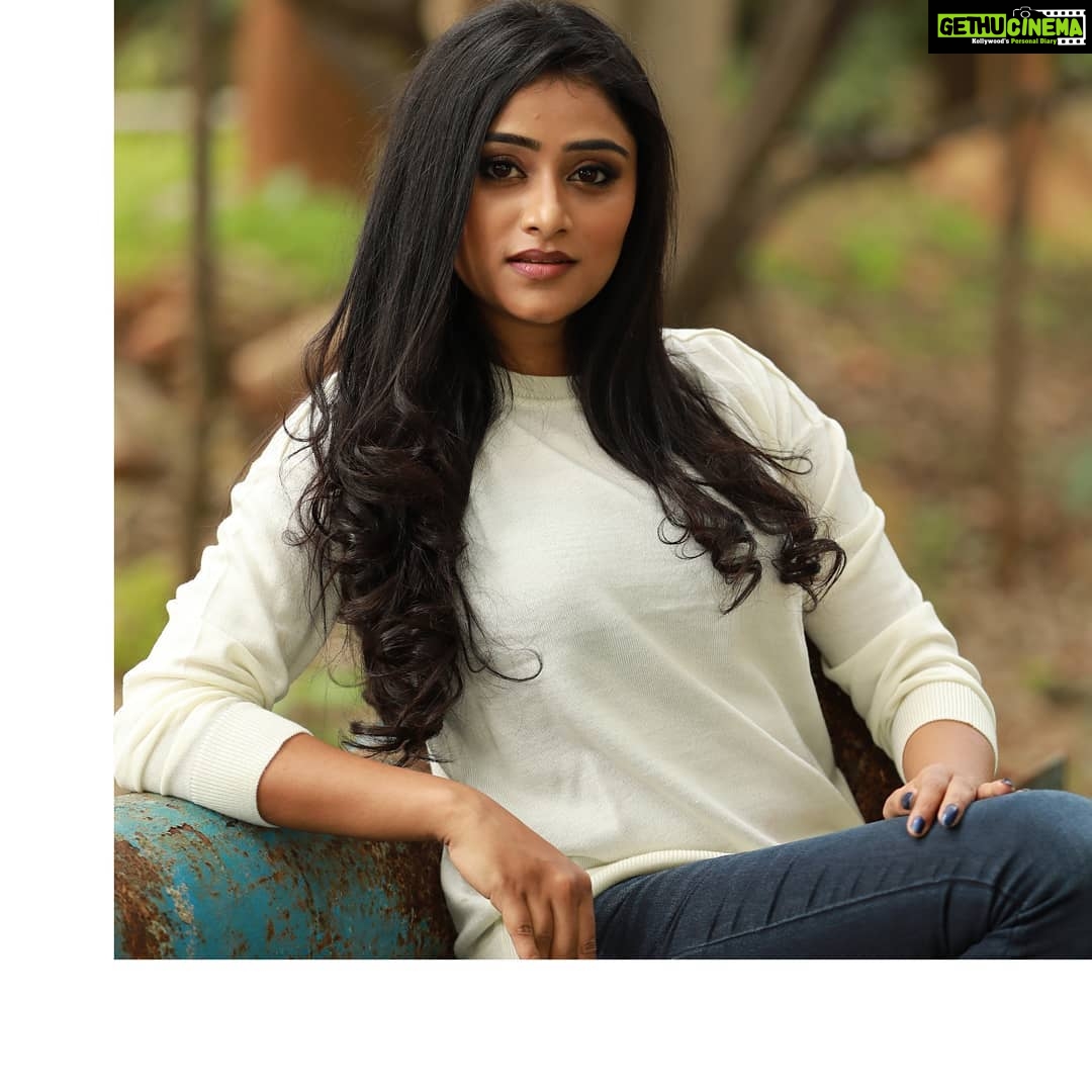 Sangeetha Sringeri Instagram – That Invisible Crown😄 #SangeethaSringeri ...