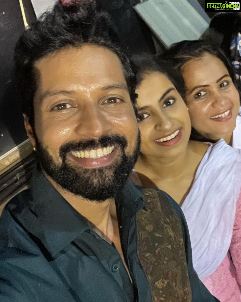 Actor Santhosh Prathap HD Photos and Wallpapers August 2022 - Gethu Cinema