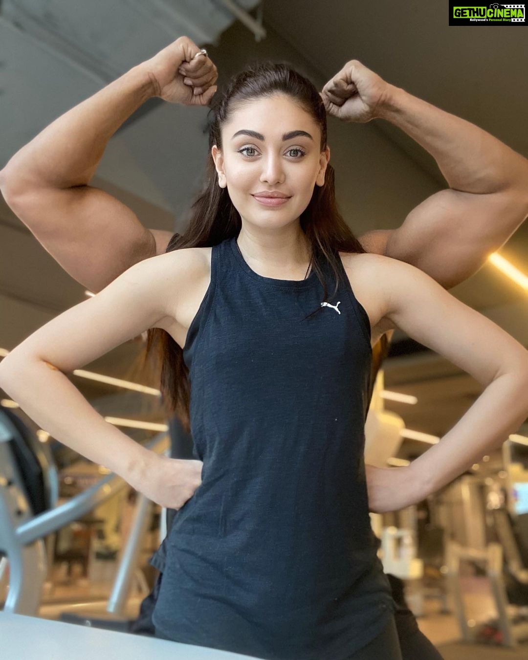 Shefali Jariwala Instagram – No Pain No Gain… Back to the #gym with my ...