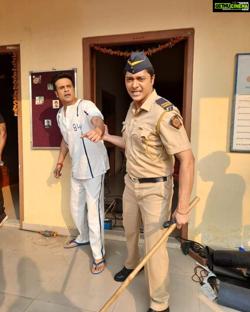 Actor Shreyas Talpade HD Instagram Photos and Wallpapers January 2021 ...