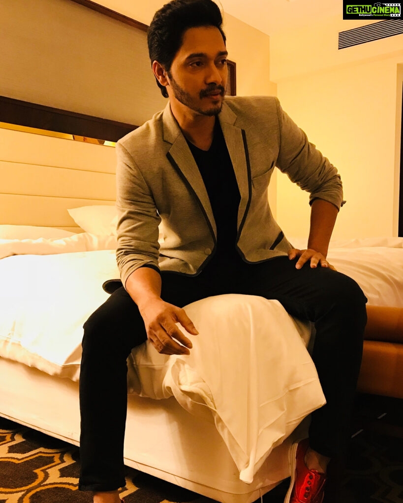 Shreyas Talpade Instagram – Unveiling the cover for #citadelmagazine # ...