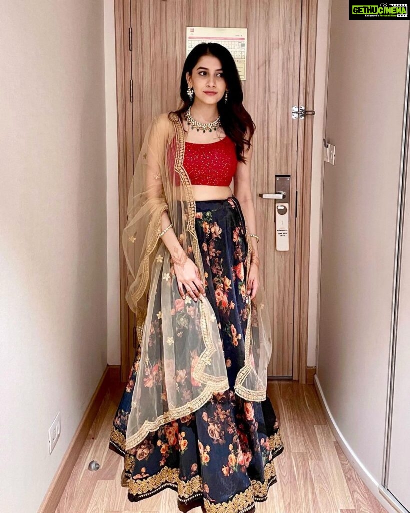 Actress Simran Sharma HD Photos and Wallpapers February 2022 - Gethu Cinema