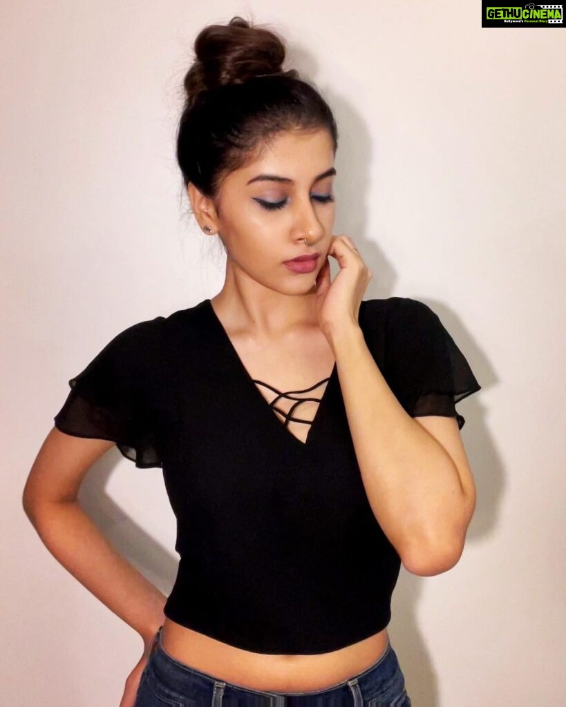 Actress Simran Sharma HD Photos and Wallpapers November 2021 | Gethu Cinema