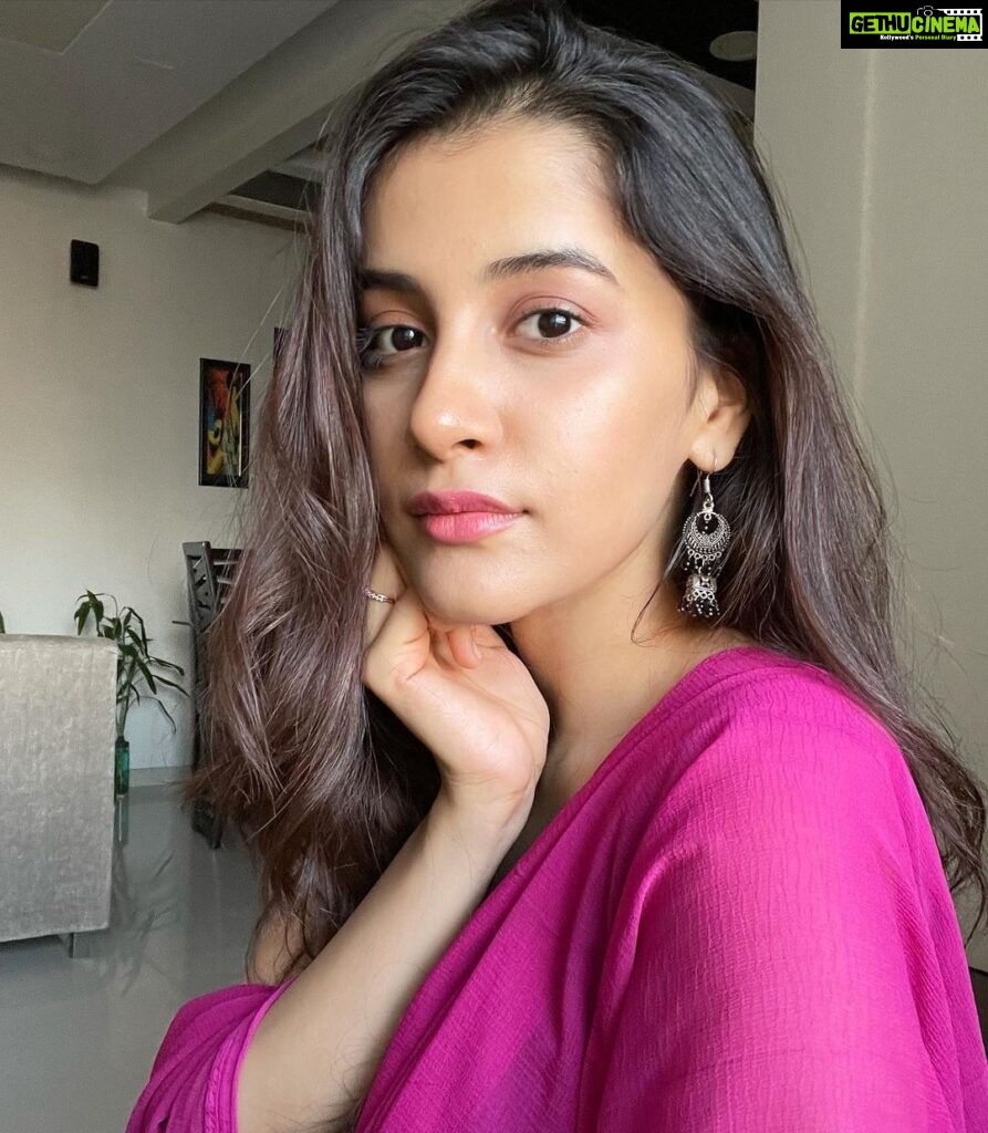 Simran Sharma Instagram - Long time no seLFIe - Gethu Cinema