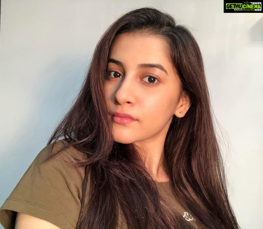 Actress Simran Sharma HD Photos and Wallpapers December 2022 - Gethu Cinema