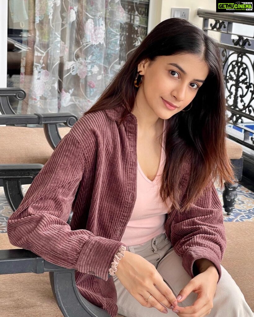 Actress Simran Sharma HD Photos and Wallpapers May 2022 | Gethu Cinema