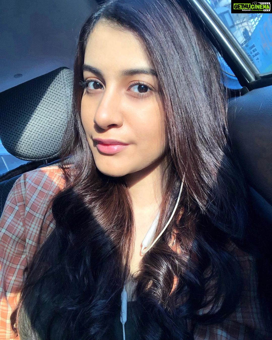 Simran Sharma Instagram – ‘I feel good, in a special way. I’m in love ...