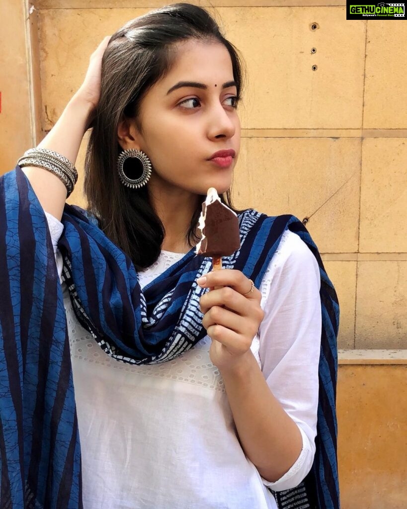 Actress Simran Sharma HD Instagram Photos and Wallpapers November 2020 ...