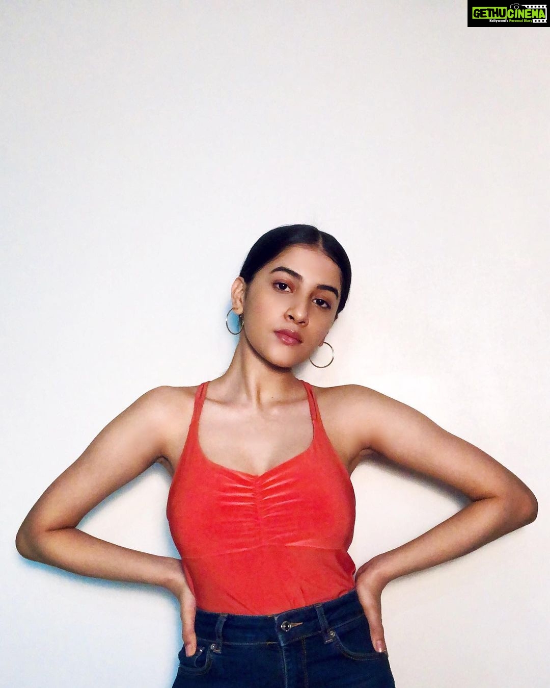 Simran Sharma Instagram - 🌞 - Gethu Cinema