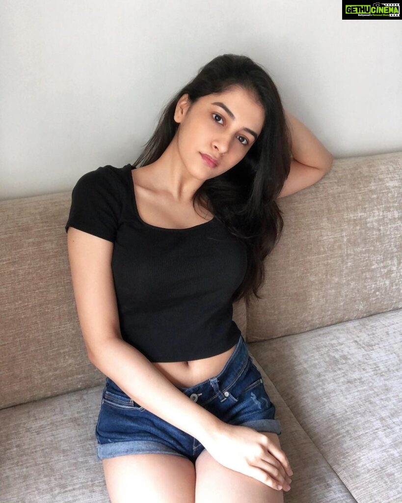 Actress Simran Sharma HD Instagram Photos and Wallpapers August 2020 ...
