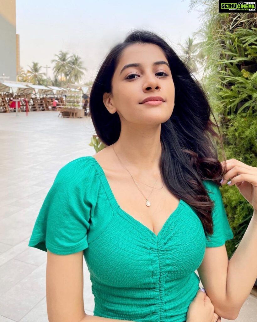 Actress Simran Sharma HD Instagram Photos and Wallpapers May 2022 ...