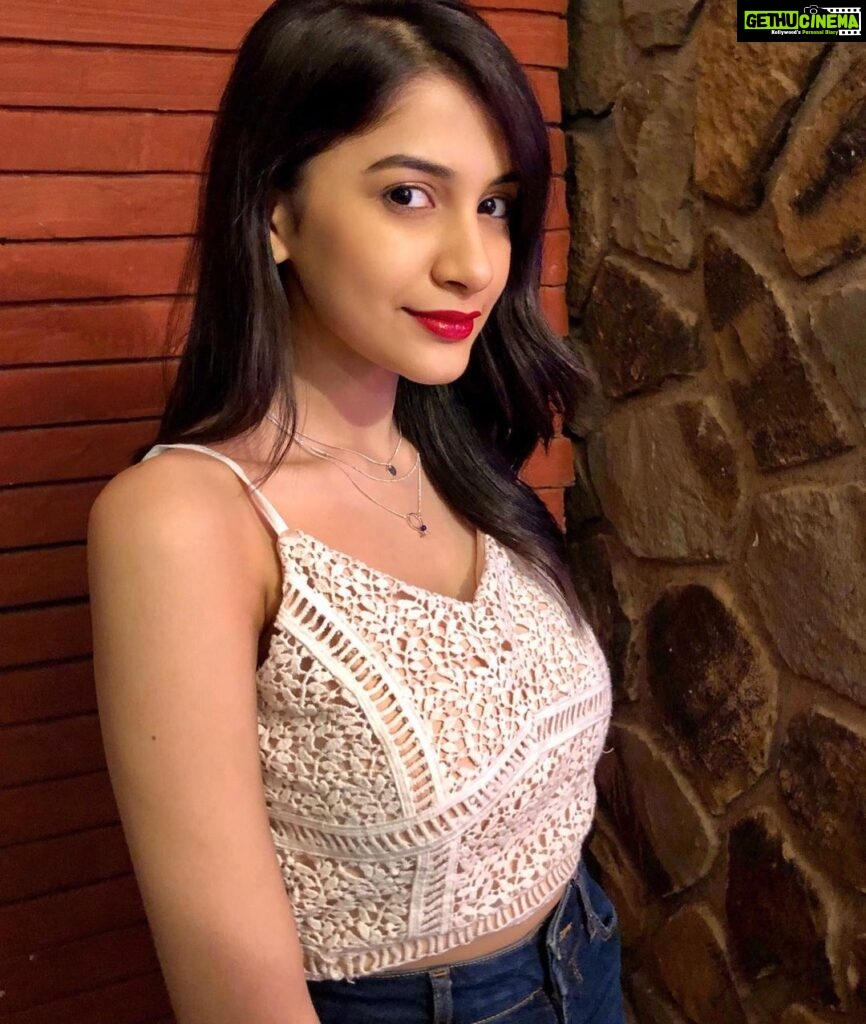 Actress Simran Sharma HD Instagram Photos and Wallpapers February 2020 ...