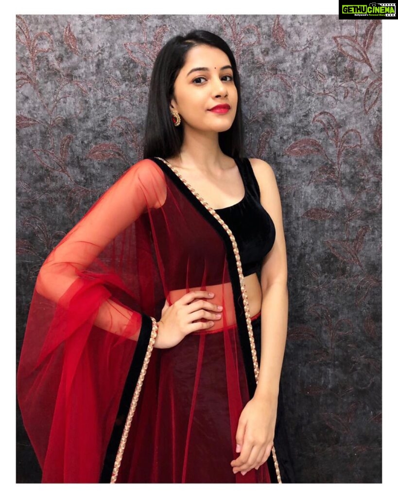 Simran Sharma Instagram – 💜🌈 | Gethu Cinema