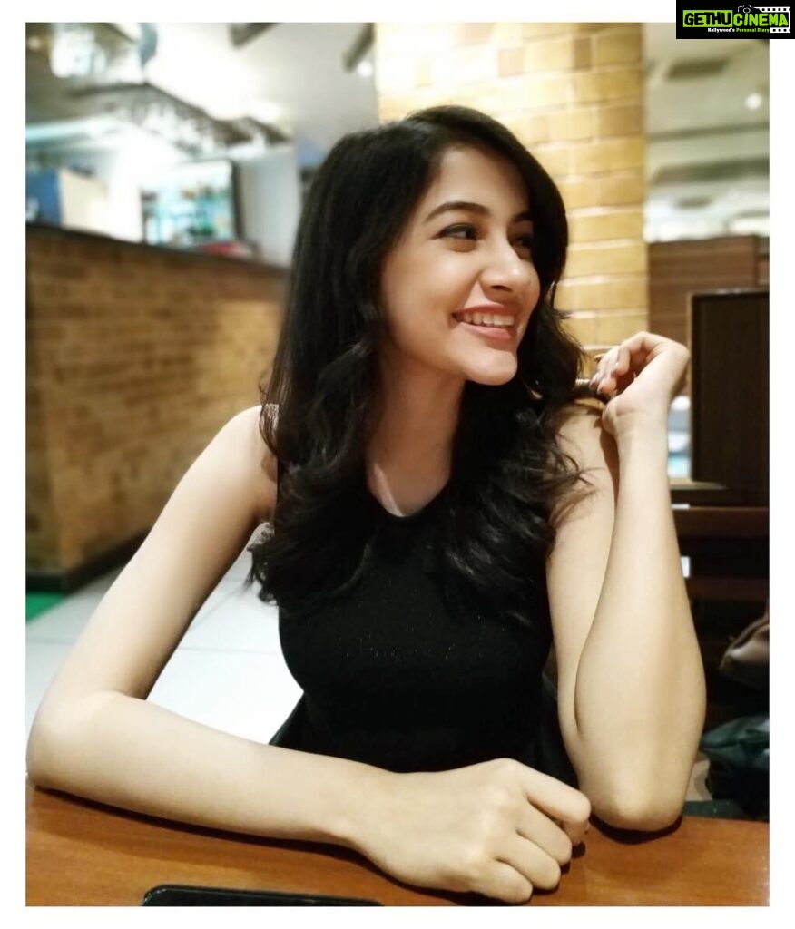 Simran Sharma Instagram – | Gethu Cinema