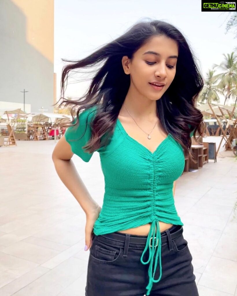 Simran Sharma Instagram - 🌿💚 - Gethu Cinema