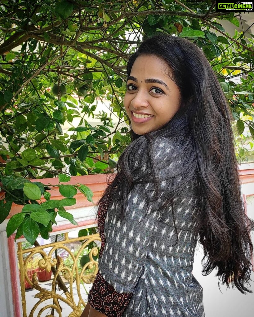 Actress Sneha Babu HD Instagram Photos and Wallpapers July 2021 | Gethu ...