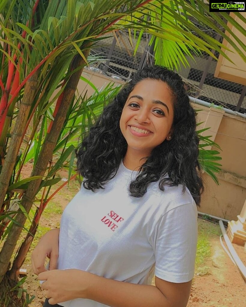 Actress Sneha Babu HD Photos and Wallpapers July 2021 | Gethu Cinema