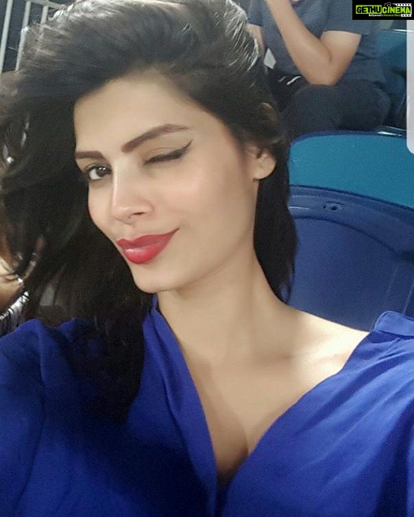 Sonali Raut Instagram – Confidence level – selfie with #nofilter 😏 | Gethu Cinema