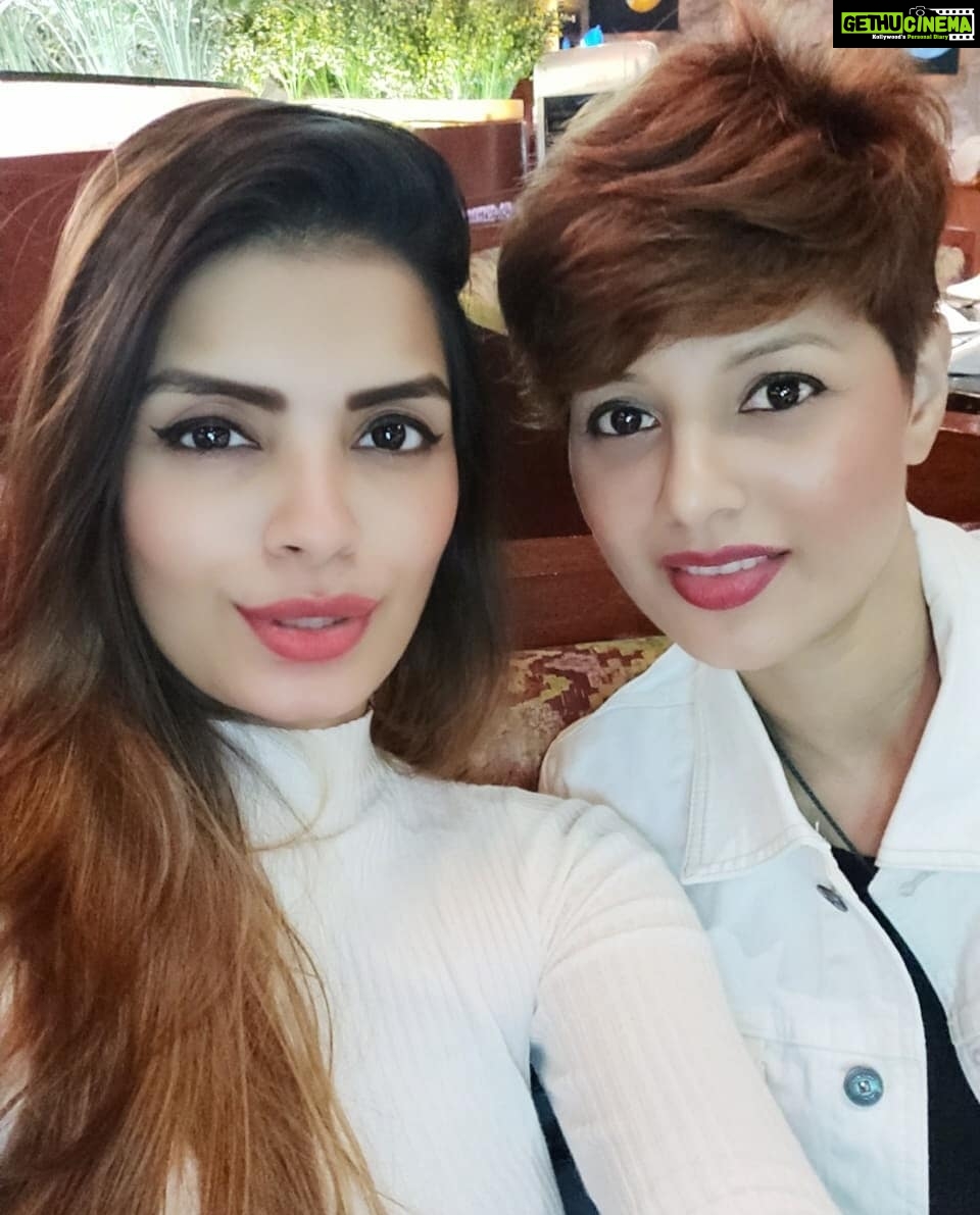 Sonali Raut Instagram – Happy birthday dearest Sister n Mom ever ...