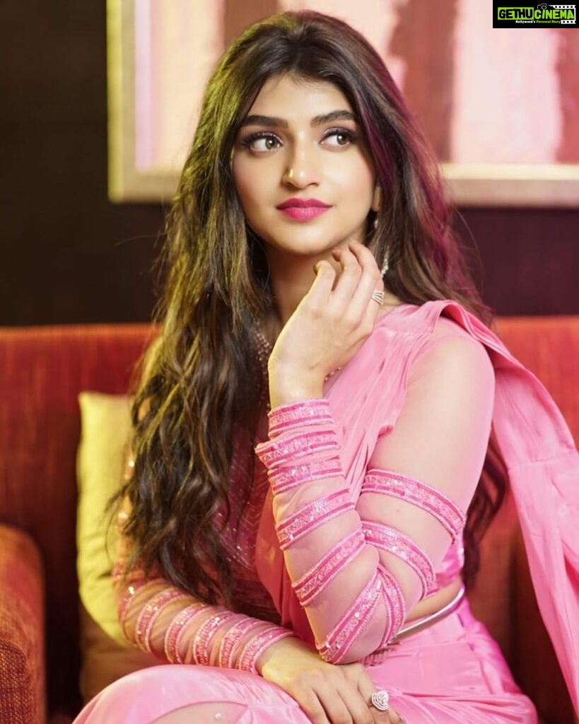 Actress Sreeleela HD Instagram Photos and Wallpapers October 2021 ...