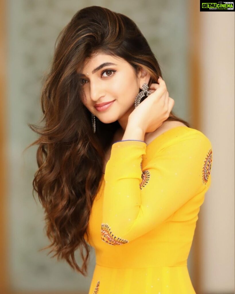 Actress Sreeleela HD Instagram Photos and Wallpapers October 2021 ...