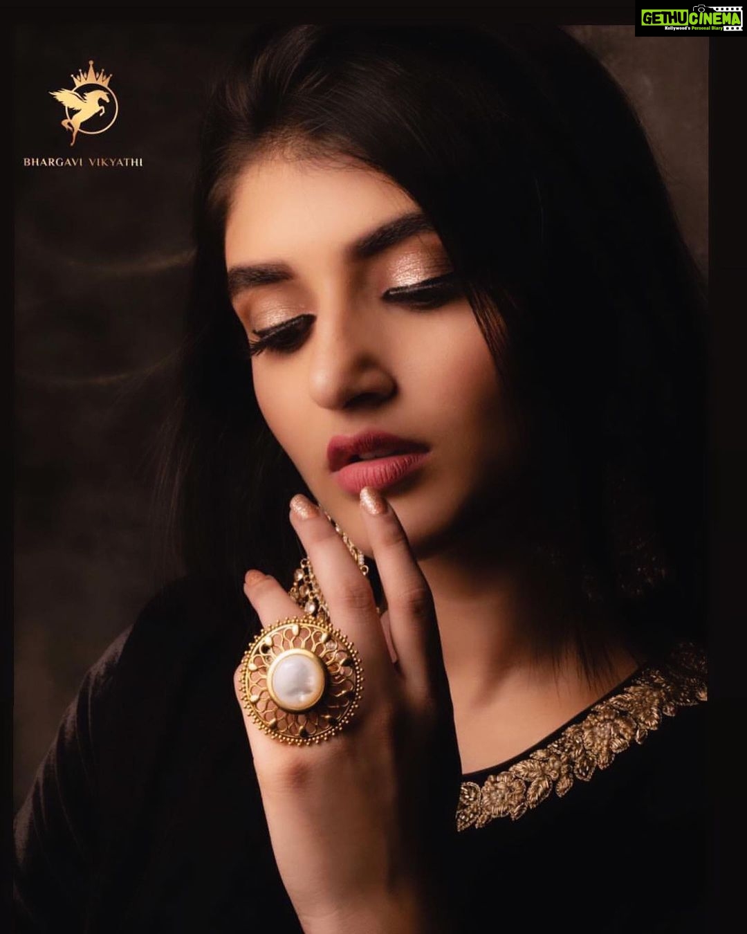 Sreeleela Instagram – A grateful heart is a magnet for miracles | Gethu ...