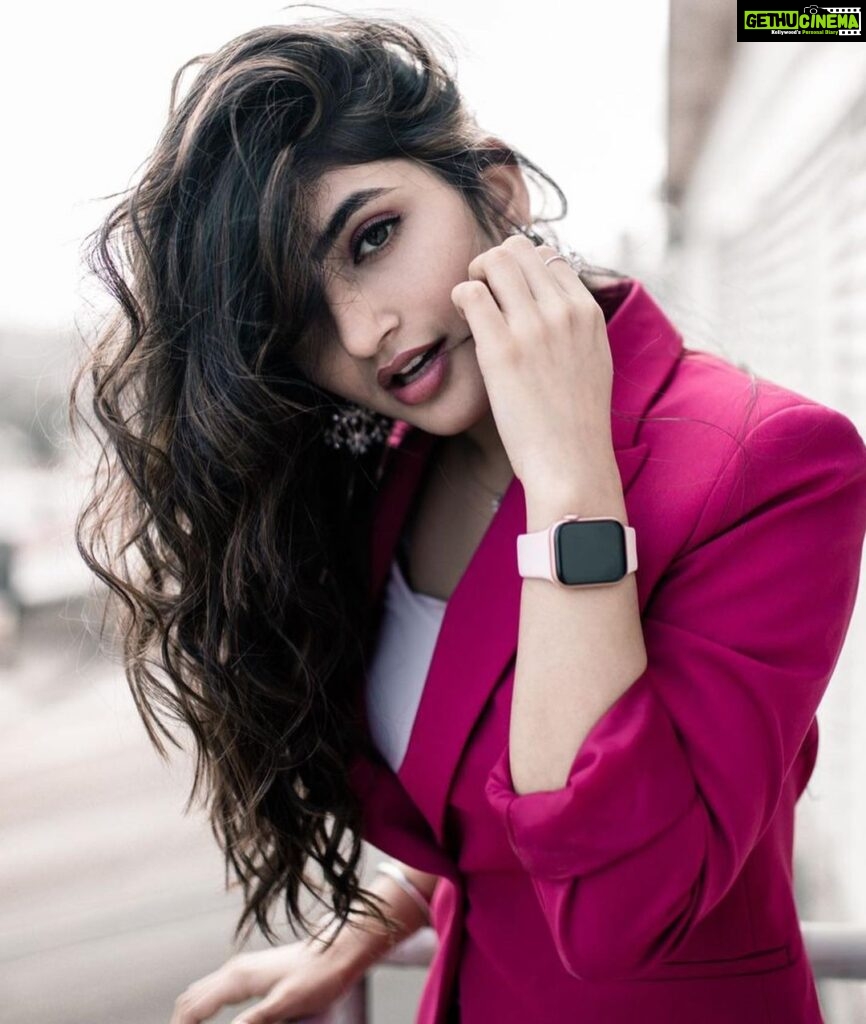 Actress Sreeleela HD Instagram Photos and Wallpapers April 2022 | Gethu ...