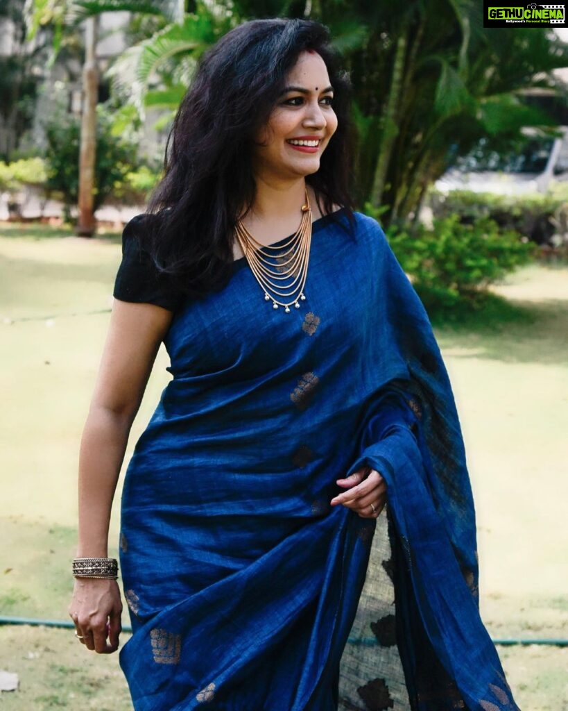 Singer Sunitha Upadrashta HD Instagram Photos and Wallpapers January ...