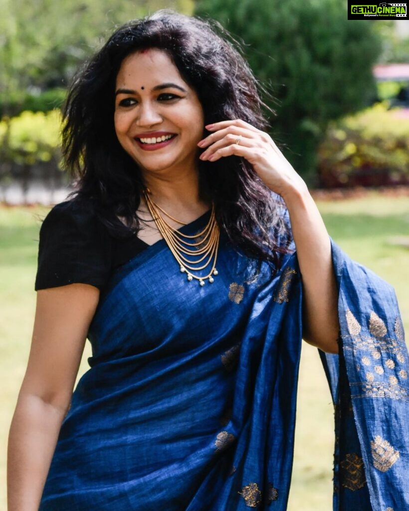 Singer Sunitha Upadrashta HD Instagram Photos and Wallpapers January 2022 | Gethu Cinema