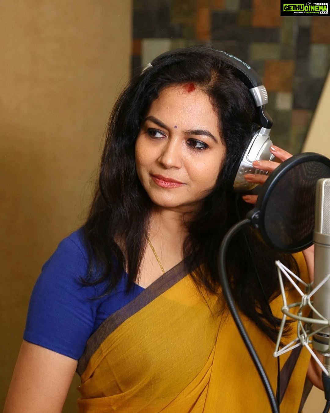 Singer Sunitha Upadrashta HD Photos and Wallpapers November 2021 ...
