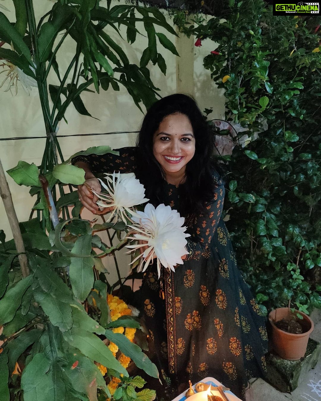 Singer Sunitha Upadrashta HD Photos and Wallpapers September 2021 ...