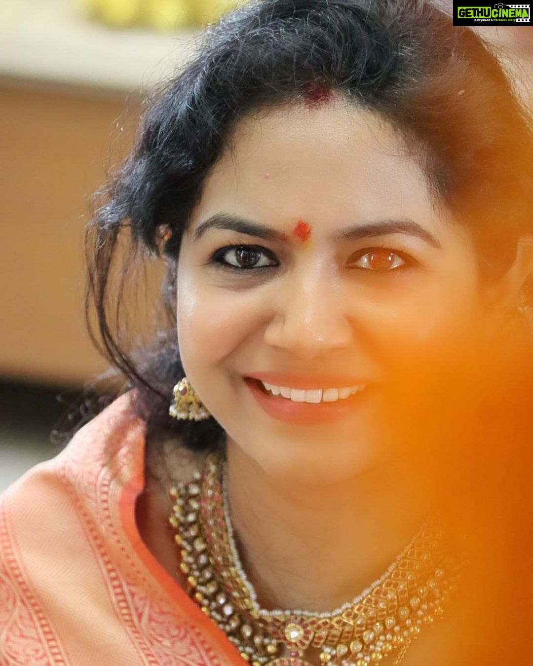 Singer Sunitha Upadrashta HD Photos and Wallpapers September 2021 ...