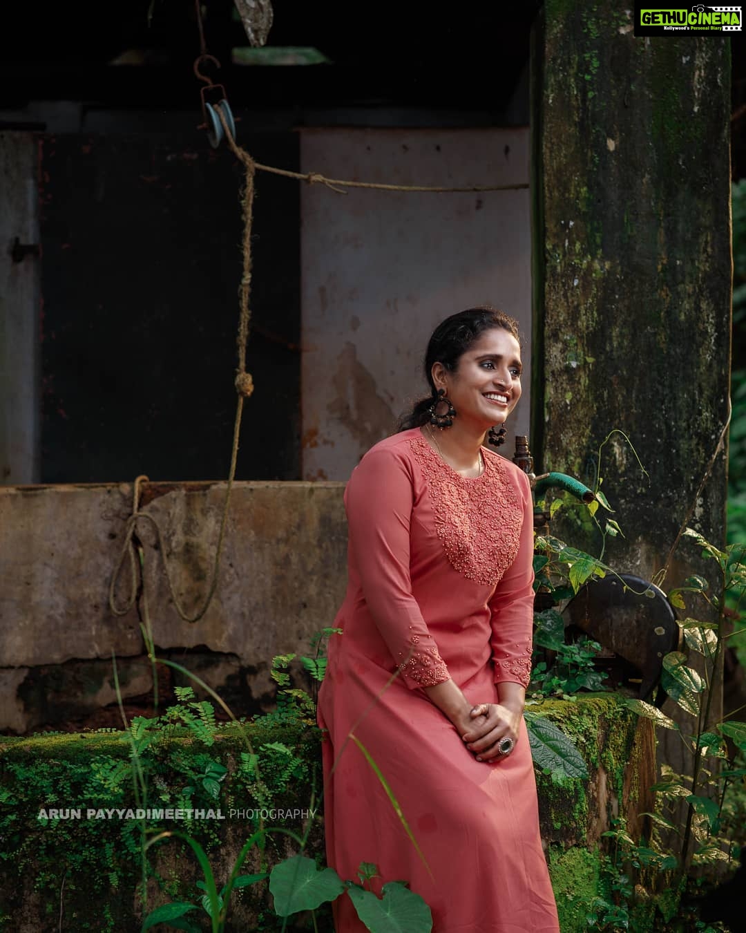 Surabhi Lakshmi Instagram – Click: @arun_payyadimeethal Makeup & Styling: @amal_ajithkumar ...