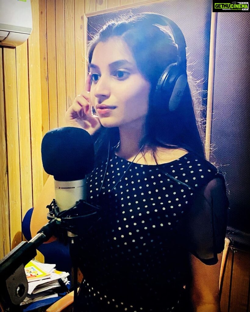 Actress Vaishnavi Ganatra HD Photos and Wallpapers October 2021 - Gethu ...