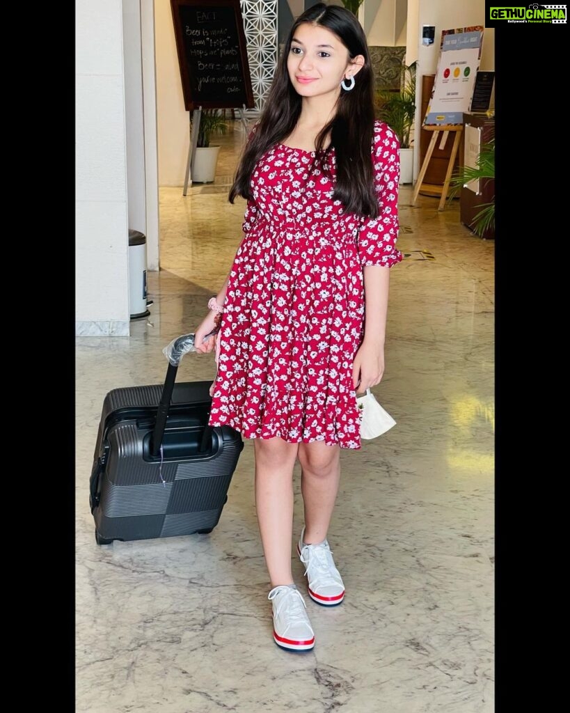 Actress Vaishnavi Ganatra HD Photos and Wallpapers October 2021 - Gethu ...