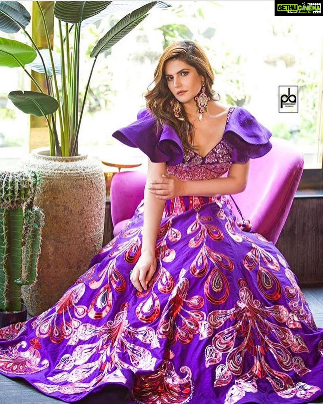 Zareen Khan Instagram – 🦄 Outfit – @sikandarnawazcouture Make up – @bijoyjeet.saikia Hair ...