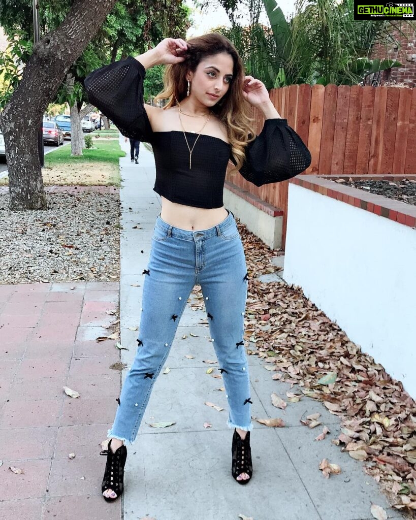 Zoya Afroz Instagram – ⭐️We are stars wrapped in skin – the light you ...