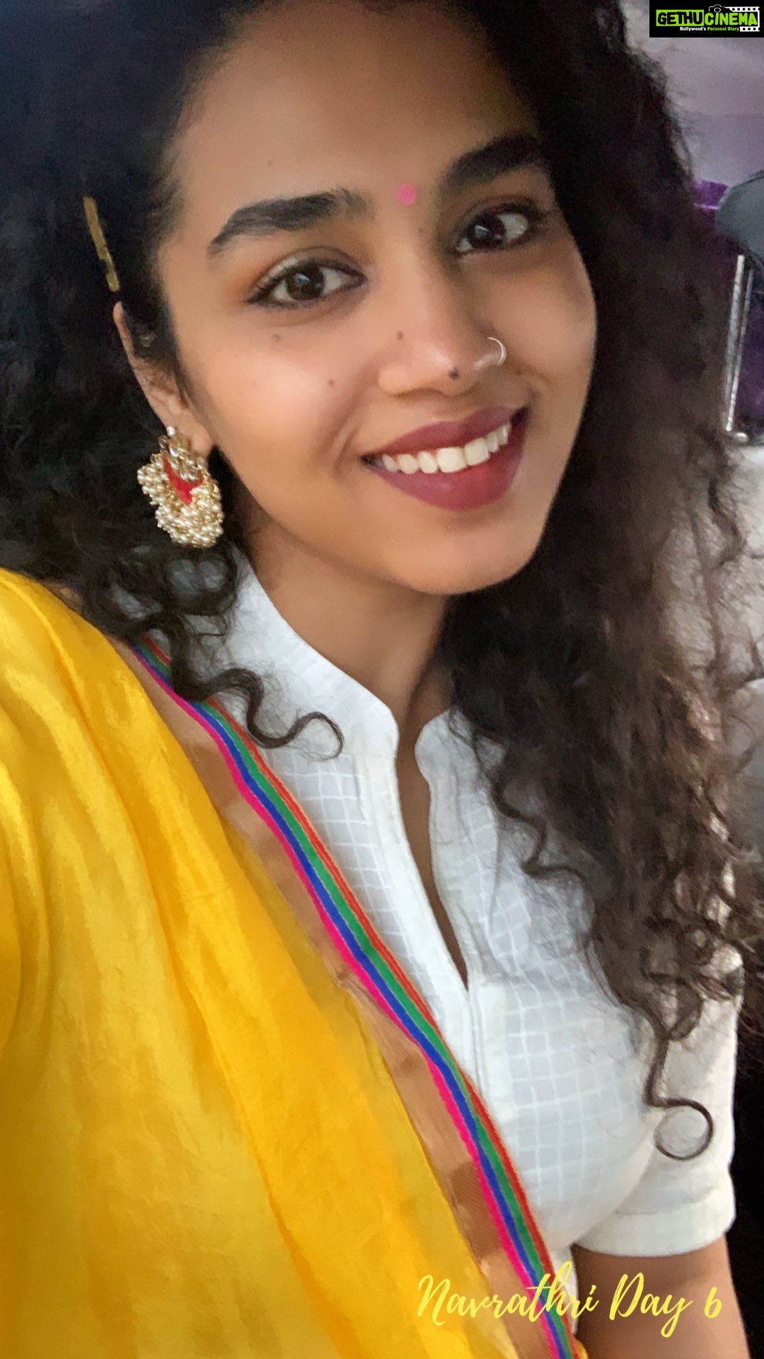 Singer Manisha Eerabathini HD Instagram Photos and Wallpapers November ...