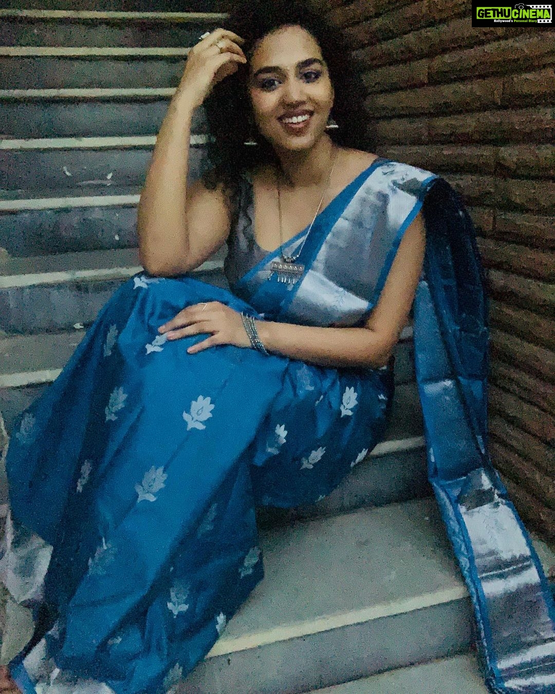 Singer Manisha Eerabathini HD Instagram Photos and Wallpapers October ...