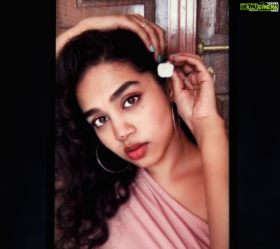 Singer Manisha Eerabathini HD Instagram Photos and Wallpapers July 2020 ...