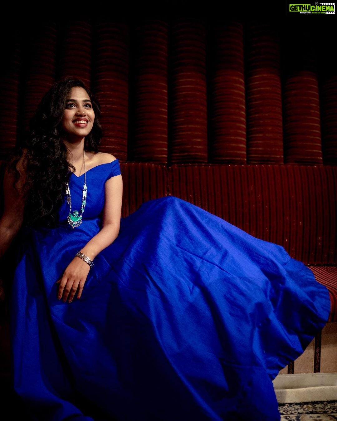Singer Manisha Eerabathini HD Instagram Photos and Wallpapers August ...