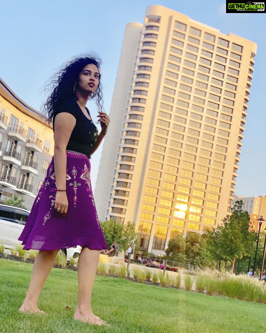 Singer Manisha Eerabathini HD Instagram Photos and Wallpapers August ...