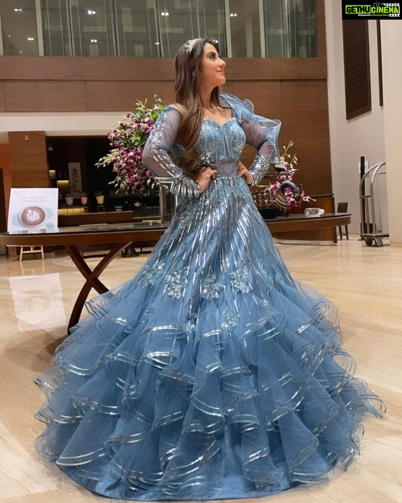 Actress Aalisha Panwar HD Photos and Wallpapers April 2022 - Gethu Cinema