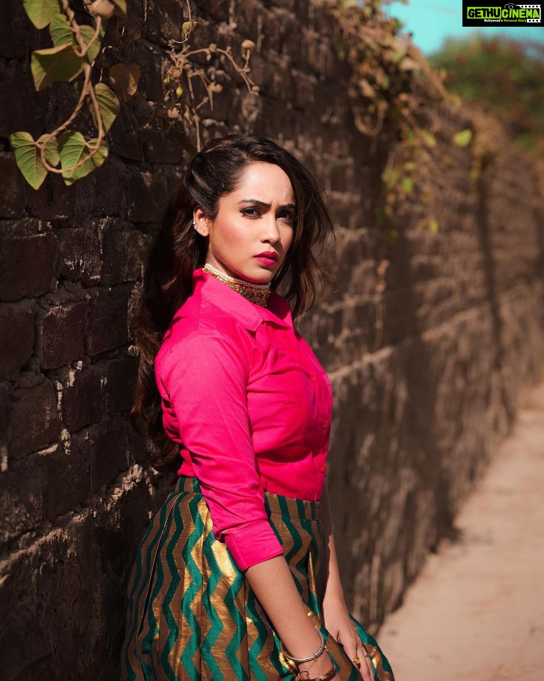 Aasiya Kazi Instagram – Find Comfort in Chaos… Photographer ...