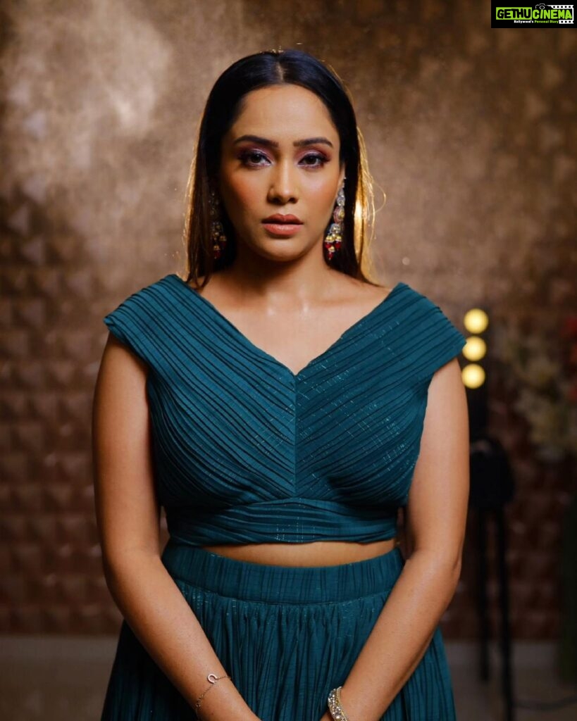 Actress Aasiya Kazi HD Instagram Photos and Wallpapers April 2023 ...